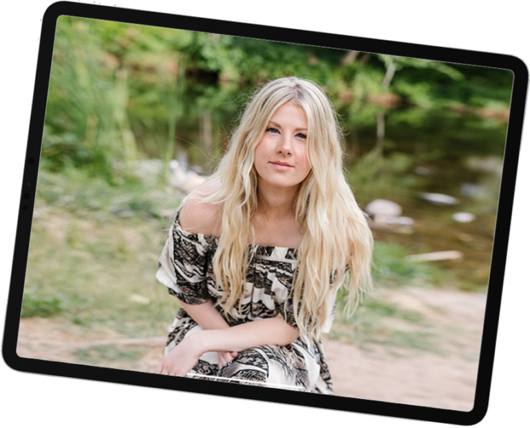 Mandy Morris- Pre Order 8 Secrets To Powerful Manifesting Now!
